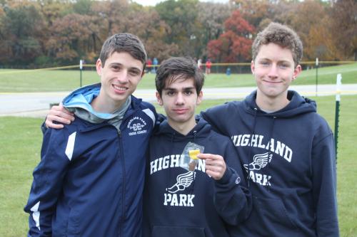 HPrunning 3 HP Runners Qualify For Sectionals